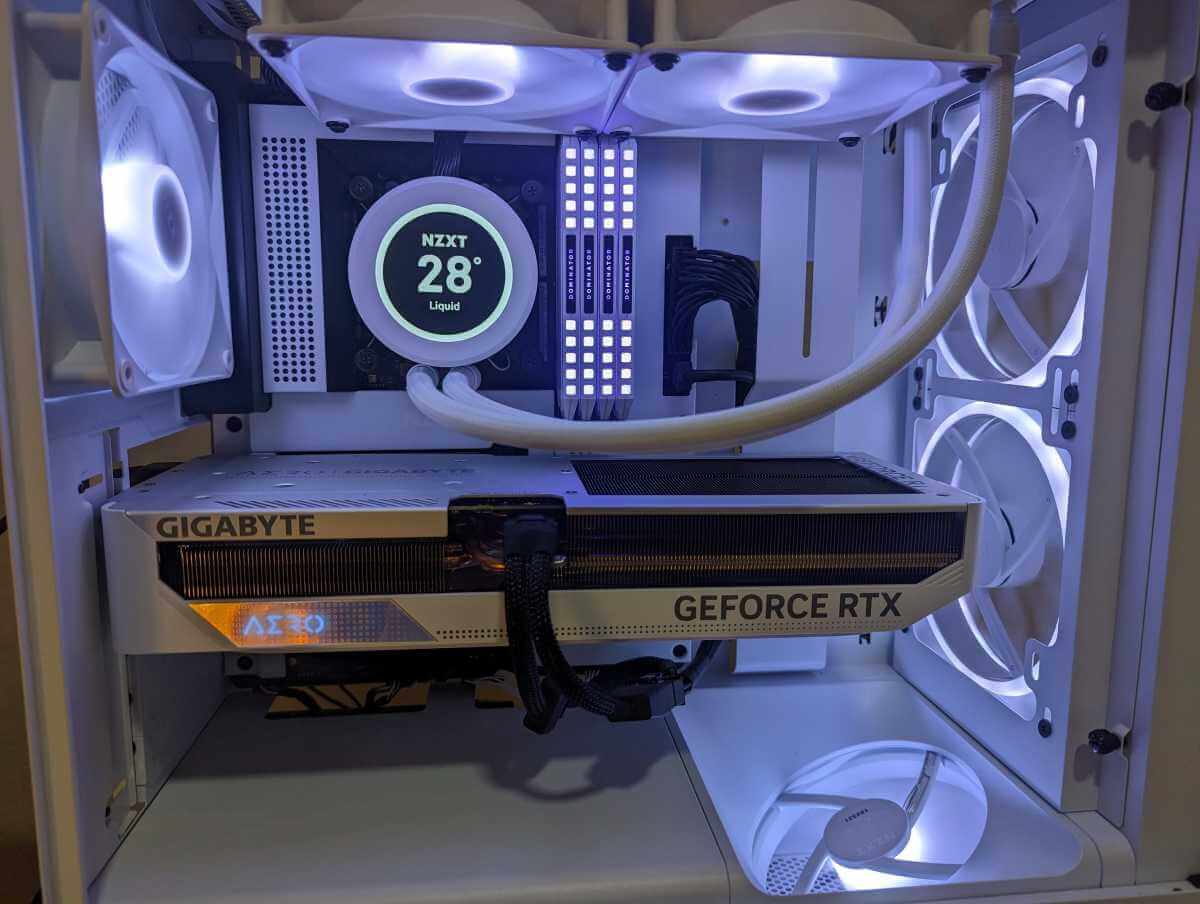 NZXT H5 flowをRGB LEDファンでドレスアップ – ゆるぷ